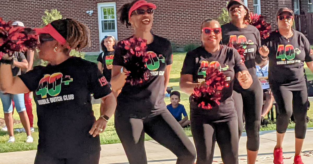 Smiles, dancing in the spotlight at Juneteenth celebration in Yorkville ...