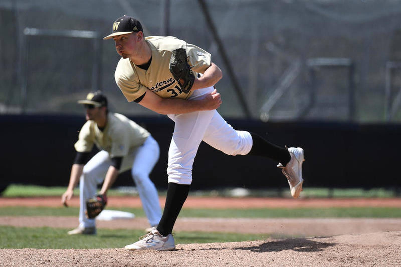 On Campus: McHenry West graduate Andrew Reisinger relishes relief role ...