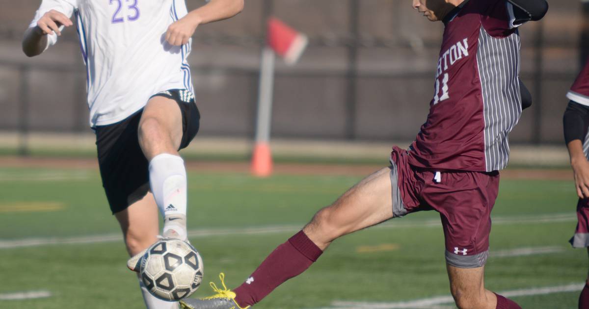 Boys Soccer notes: Downers Grove North, with eight starters back ...
