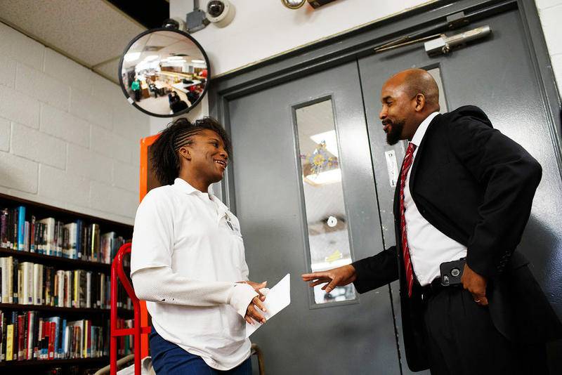 ‘I’m safe here’: Former Dixon inmate describes life at Illinois women’s ...