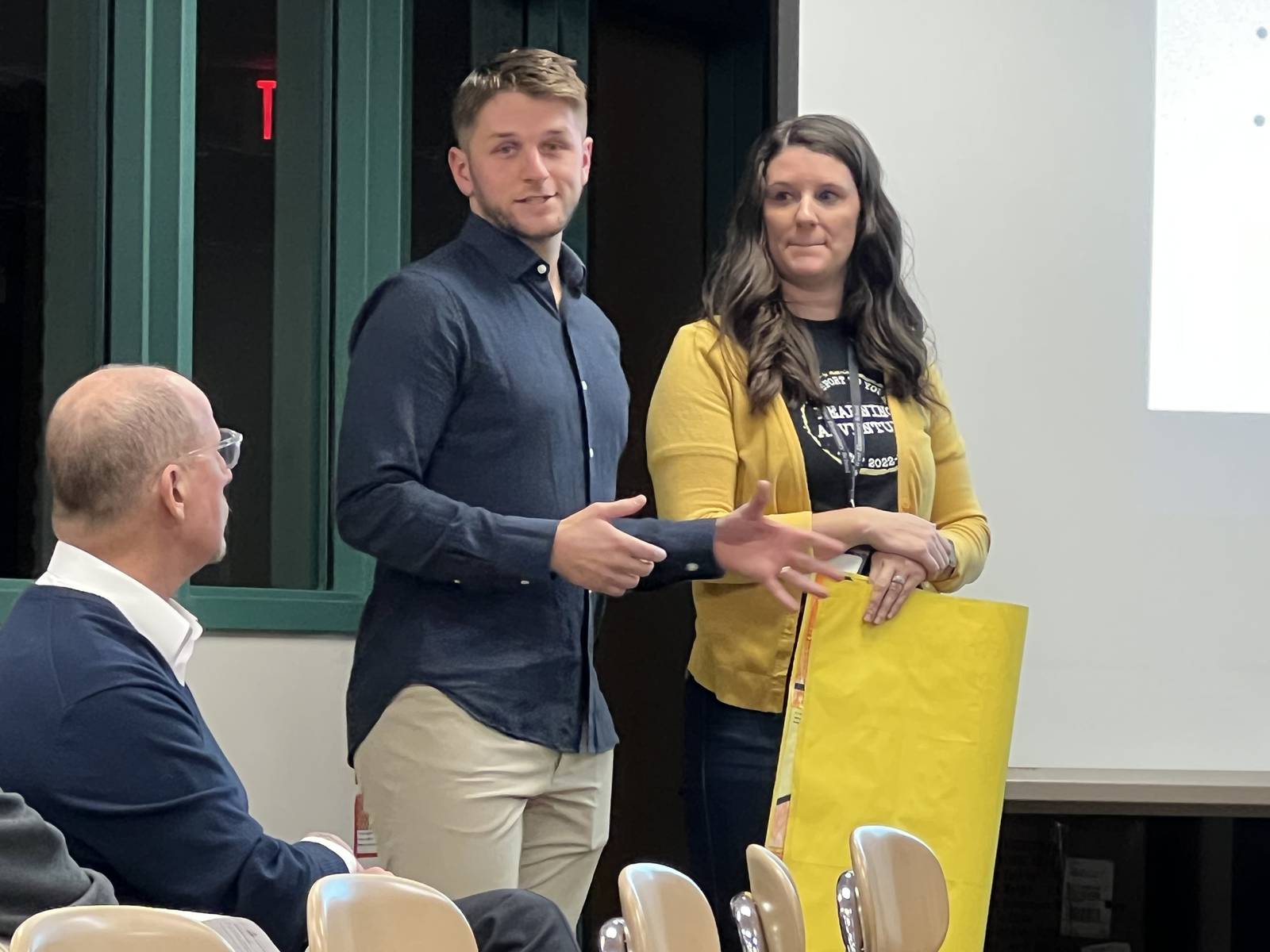 New West Elementary School principal presents goals to Sycamore school ...