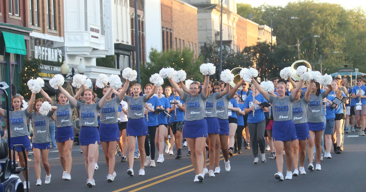 Photos: Princeton celebrates homecoming with downtown parade – Shaw Local