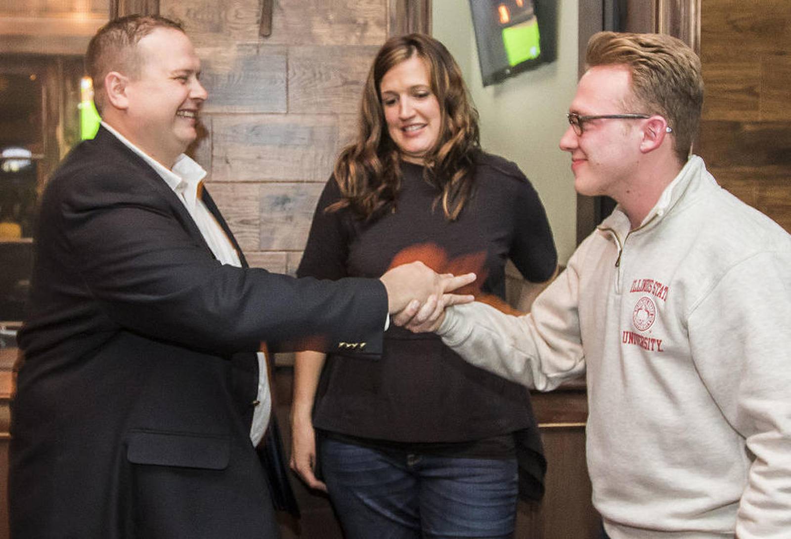 Wayne Jett sworn in as new McHenry mayor – Shaw Local