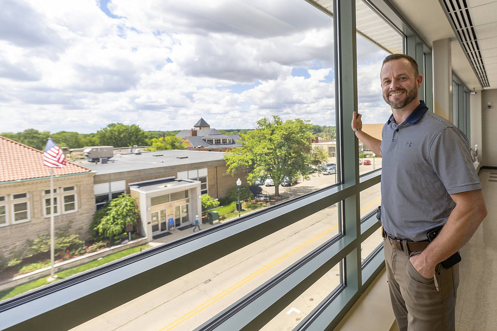 Dixon police seeking new officers as part of plan to decrease burnout, increase community ...