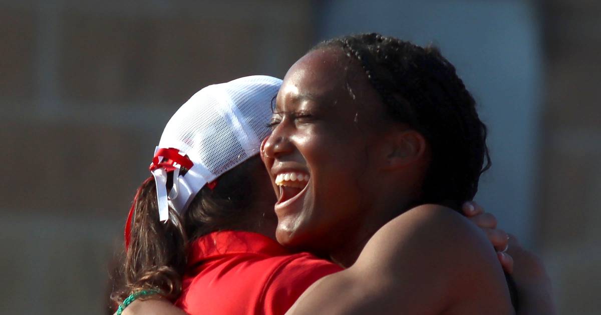 Dominique Johnson, Huntley, run away with sectional title – Shaw Local
