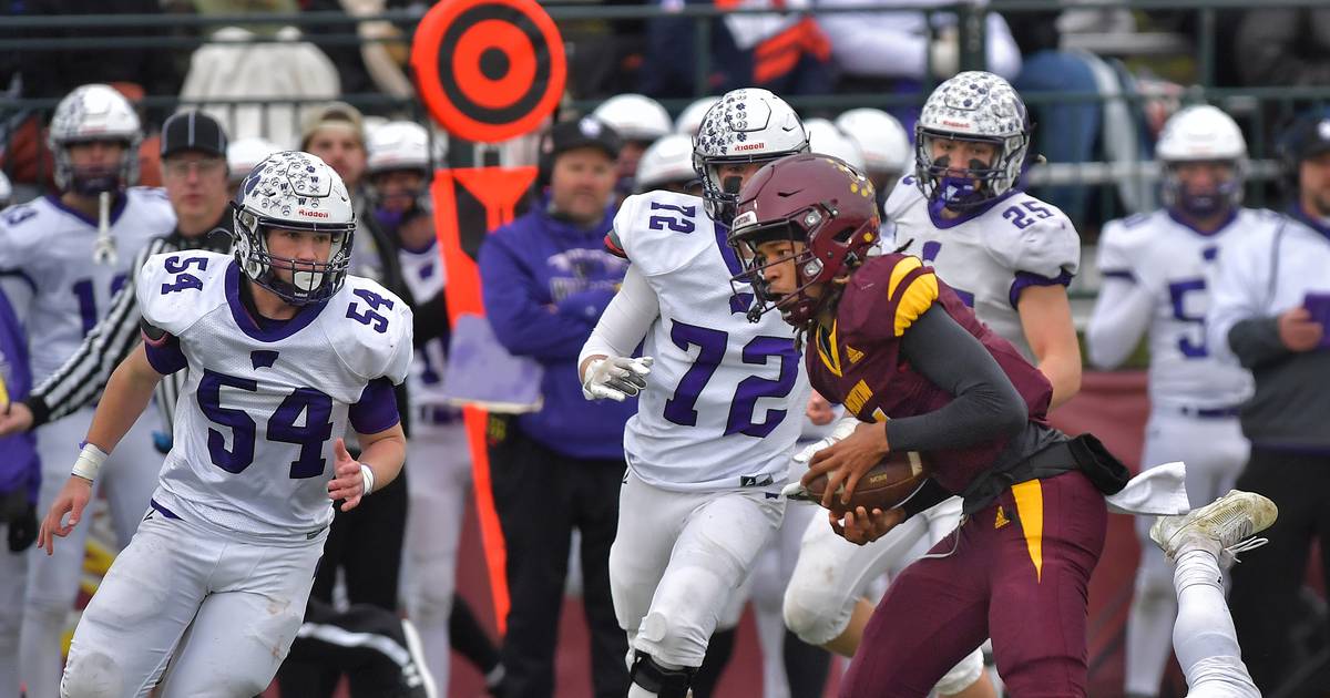 Photos: Wilmington at Montini football in Class 3A state semifinal ...
