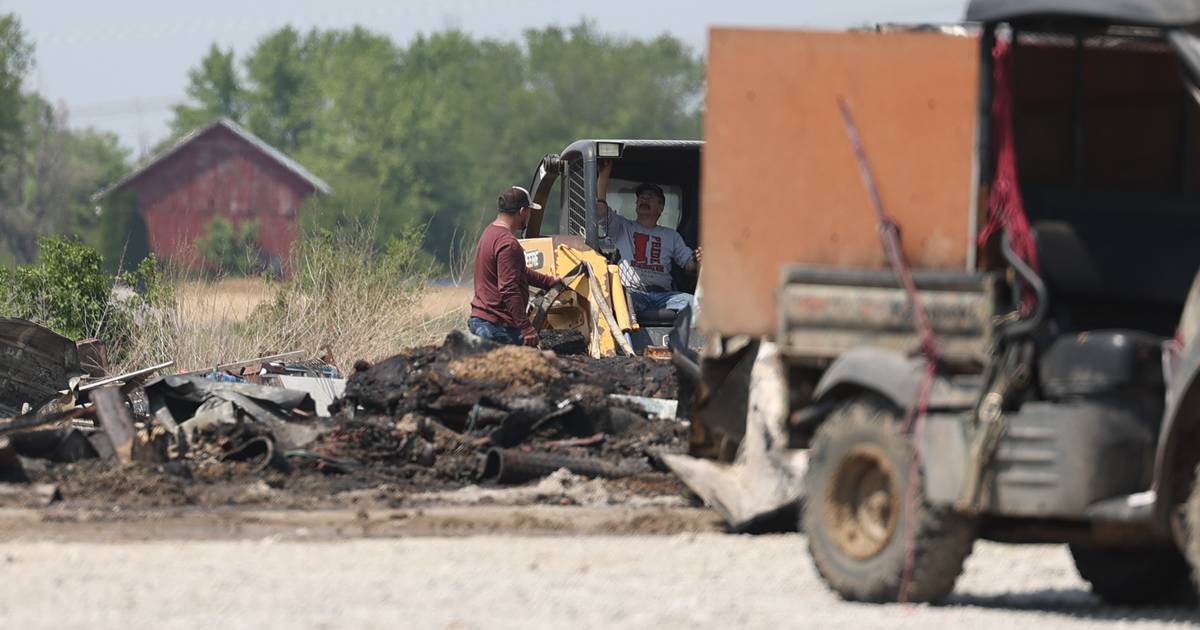 Horses perished in fire that destroyed a Beecher barn: fire chief ...