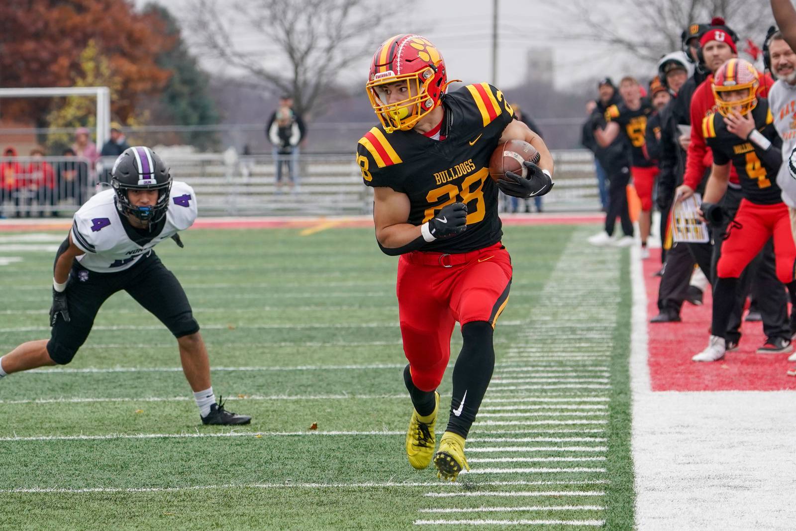 Batavia football vs. Lincoln-Way Central Class 7A playoffs score, news ...
