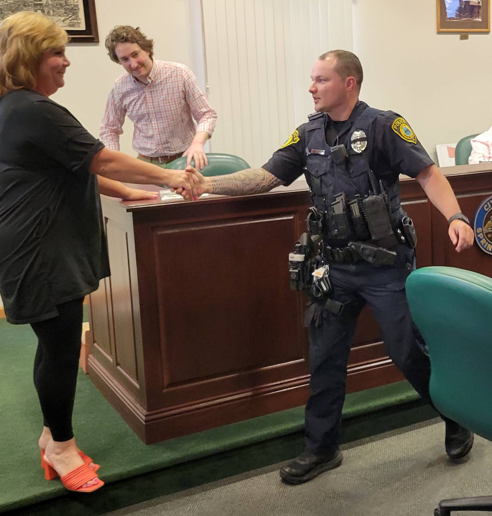 New Spring Valley officer introduced to City Council – Shaw Local