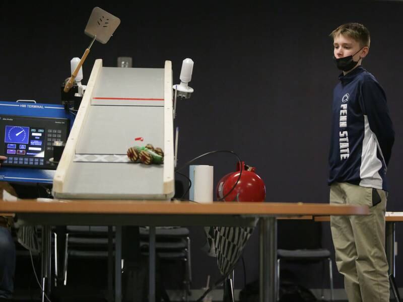 Photos: Students build cars out of food for the IVCC Edible Car Contest ...