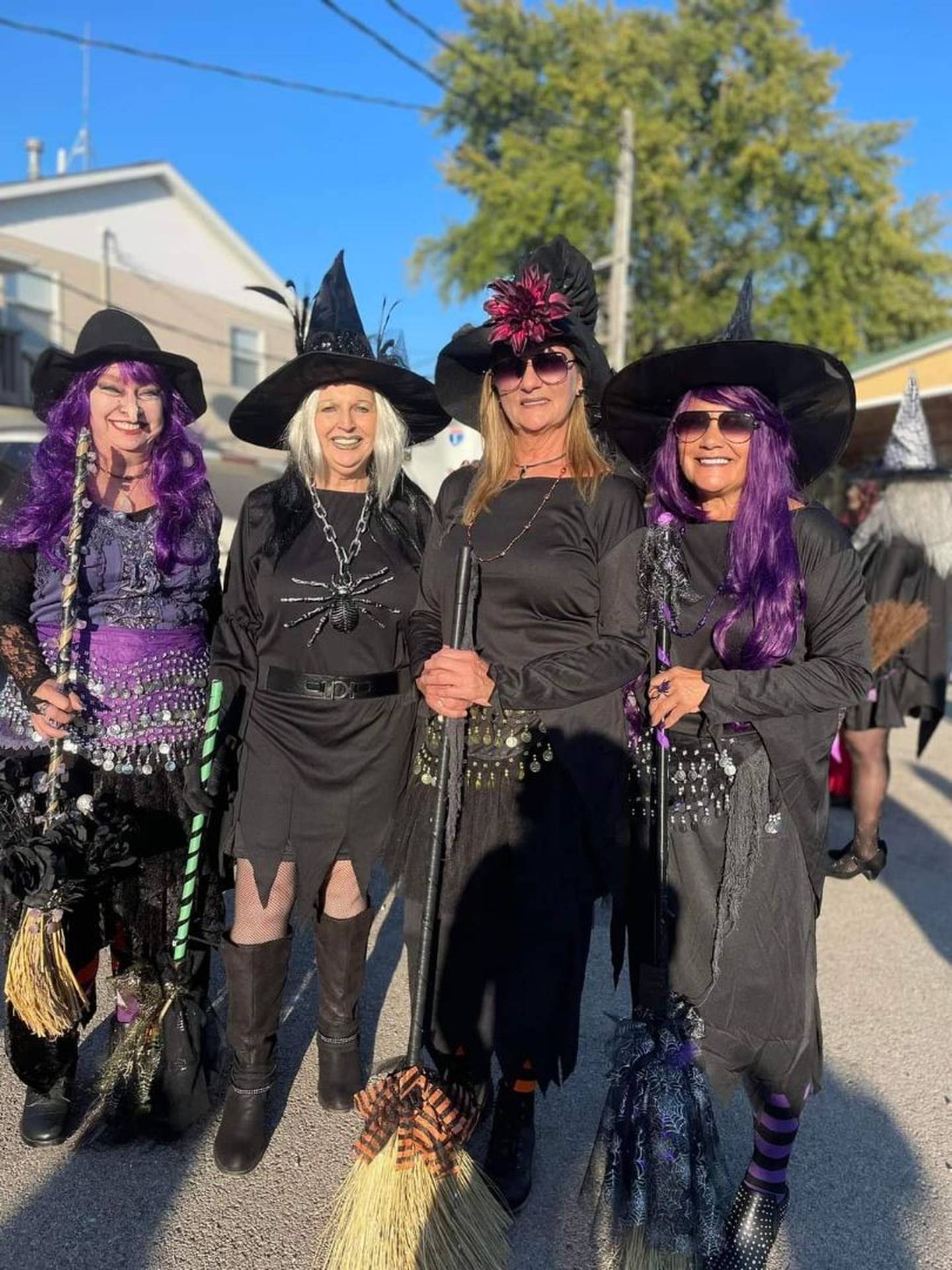 5 things to do in the Illinois Valley: Witches, scarecrows and ghost ...