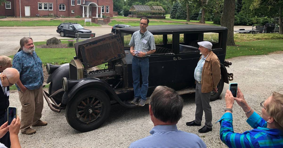 A 1926 Pierce-Arrow is returned to the Carus family – Shaw Local