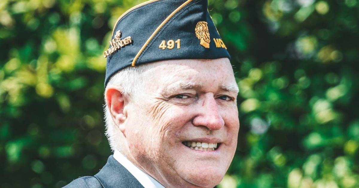 Phil Sweeney to receive McHenry chamber’s Frank E. Low Award – Shaw Local