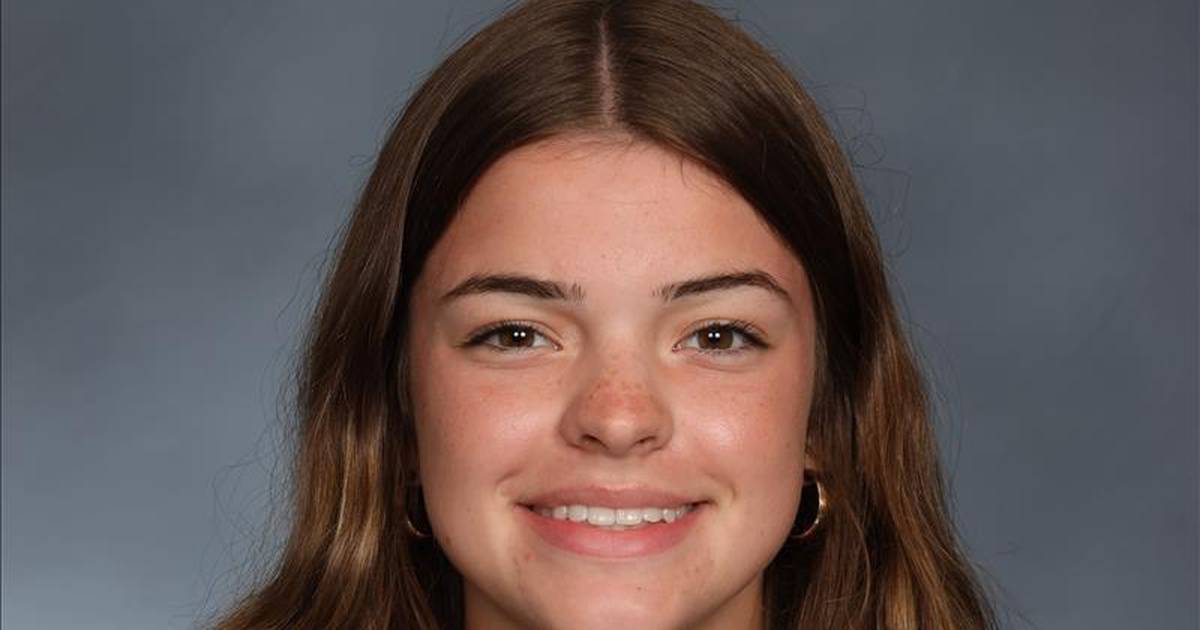 Marli Smrz’s two-way play punches Willowbrook’s ticket home to play in ...