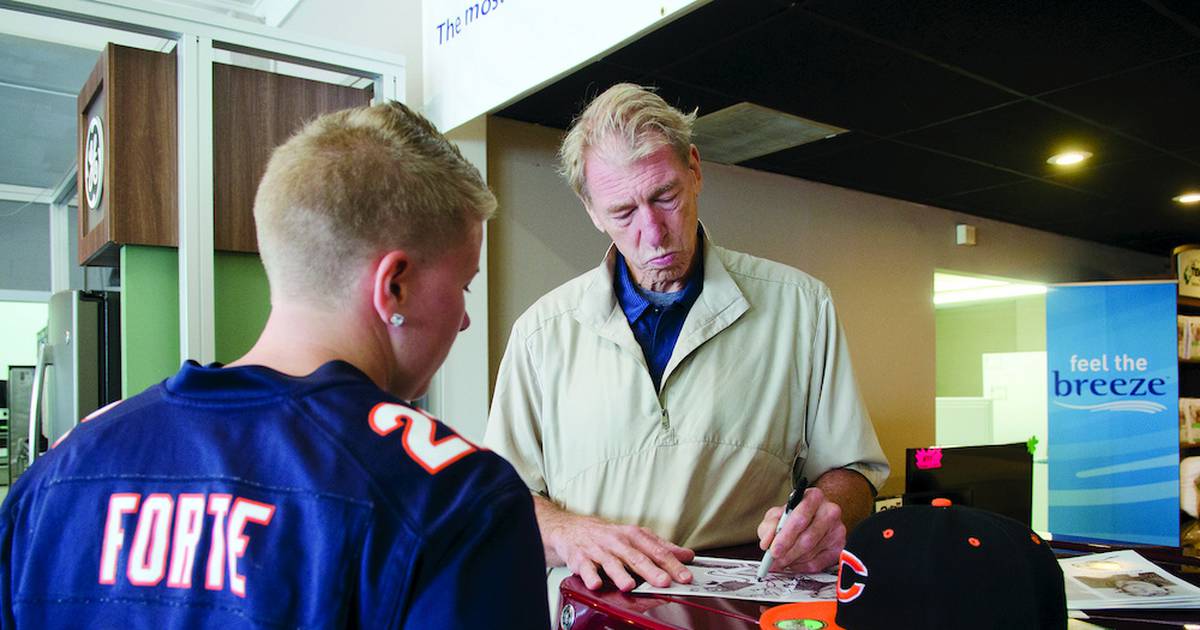 Former Bears QB Bobby Douglass among guests set to attend Johnsburg Oldtimers Club banquet ...