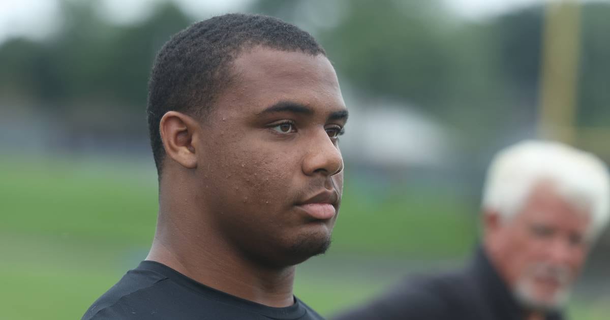 Joliet Catholic’s Dillan Johnson decommits from Northwestern, flips to ...