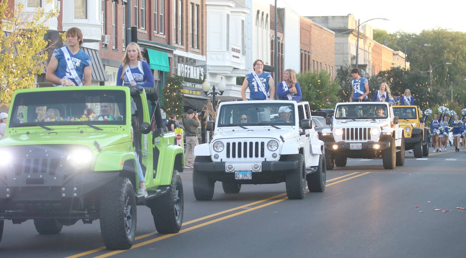 Photos: Princeton celebrates homecoming with downtown parade – Shaw Local