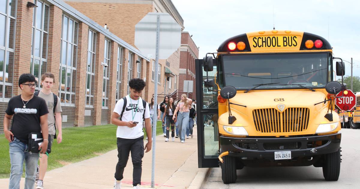 20 cellphones confiscated in 2 days as La Salle-Peru High School rolls ...