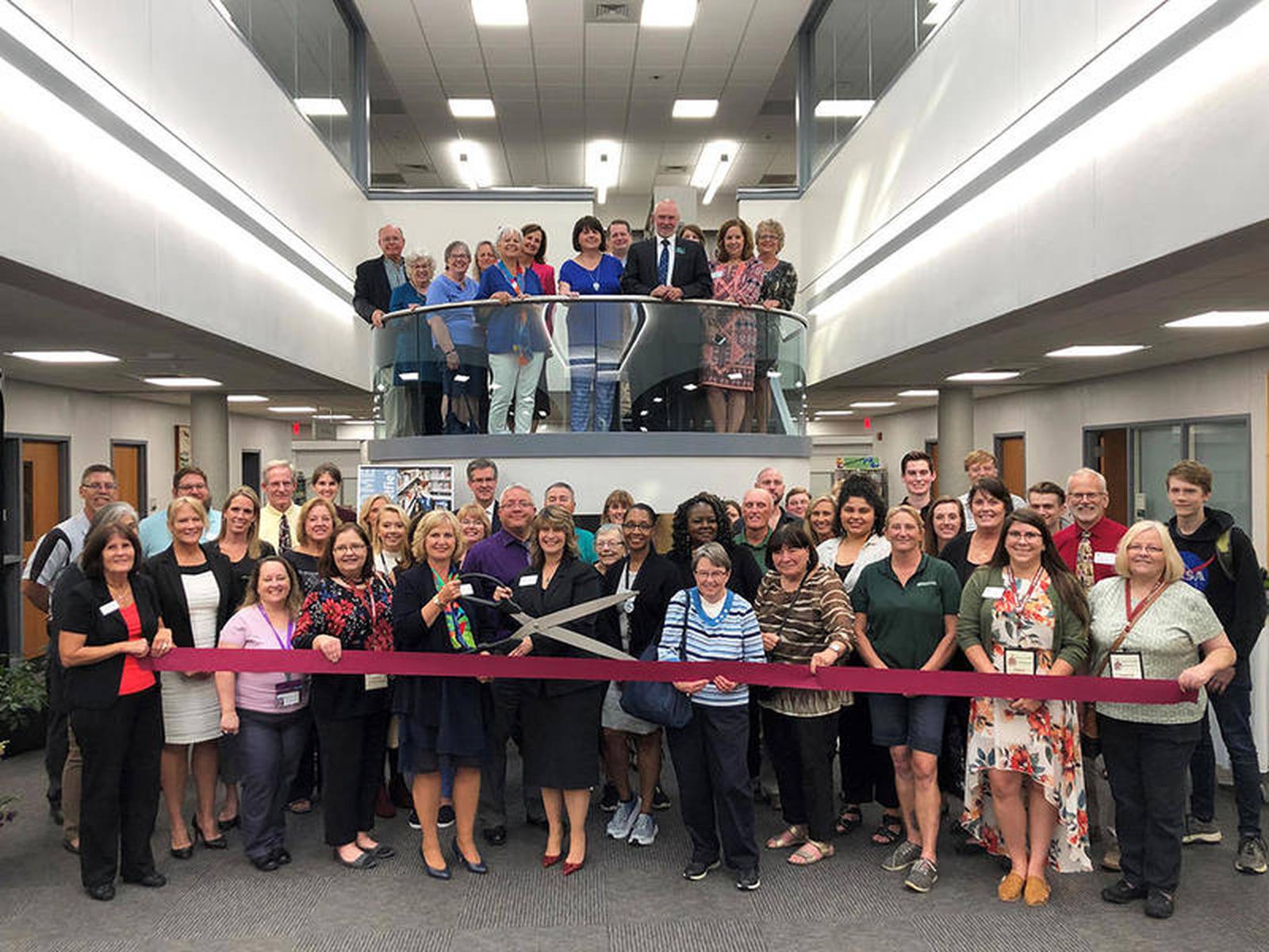 Chambers of commerce celebrate Kishwaukee College library remodeling ...