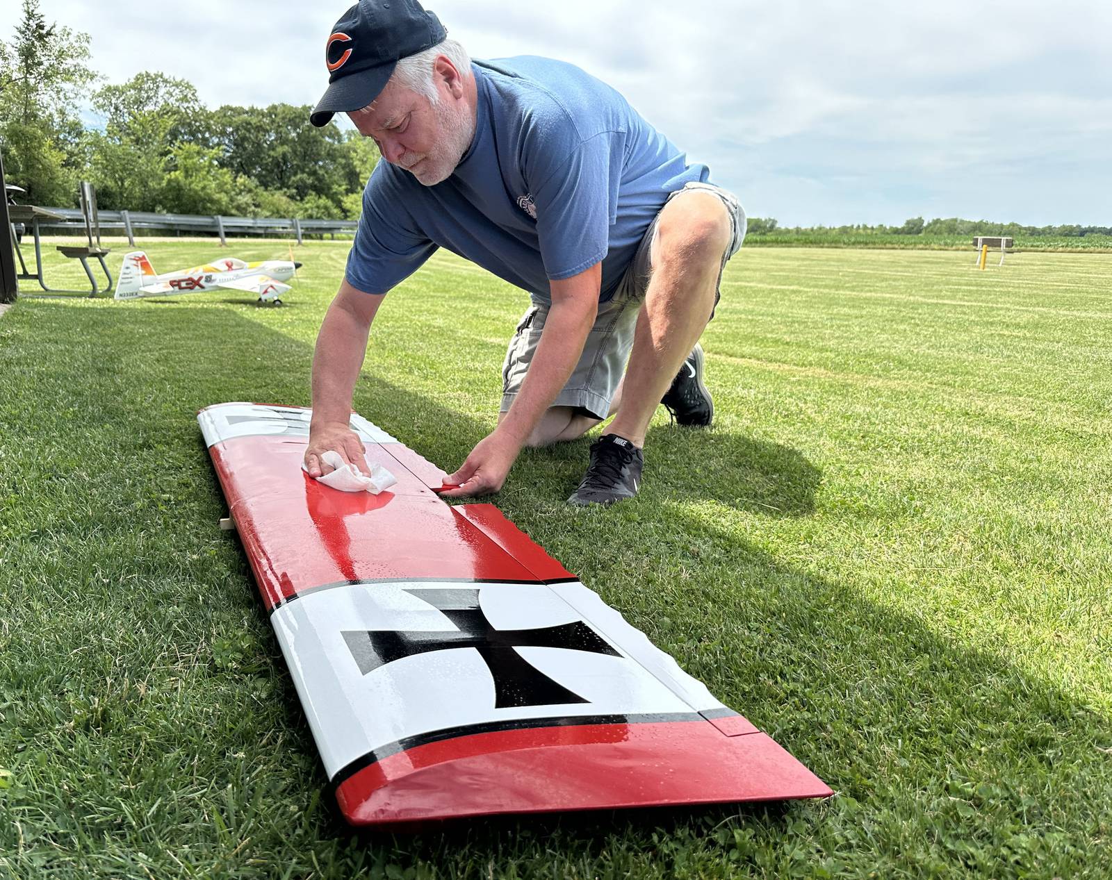 Photos: Deer Park RC Flyers Club flies at Matthiessen State Park – Shaw ...