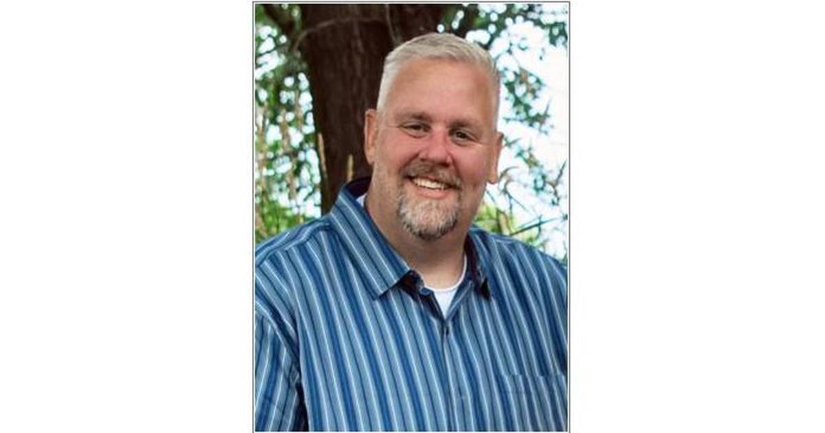 Brian Bessler receives Allen Award for Service to the Community – Shaw ...