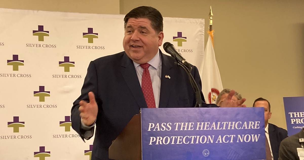 Gov. Pritzker visits Silver Cross Hospital in New Lenox promoting ...