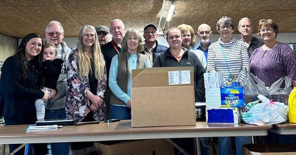 Morrison care facilities, hospital donate to food pantry – Shaw Local