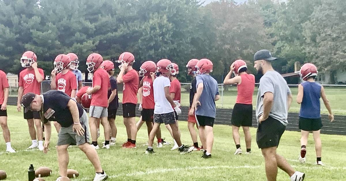 Hall graduate James Mautino keeping pro football options open – Shaw Local