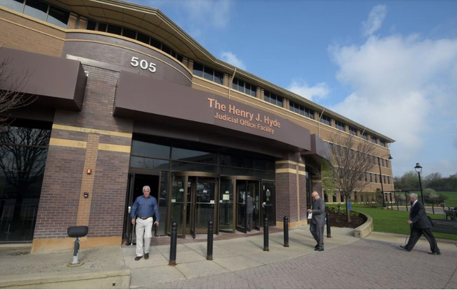 DuPage will have 2 new traffic courts when in-person business reopens ...
