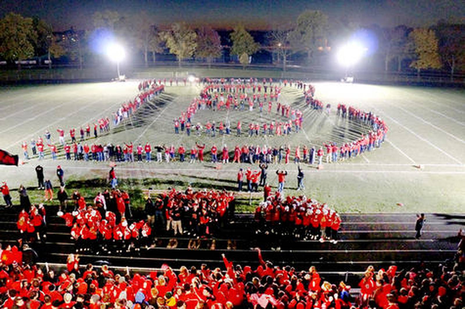 Benet Academy gets limelight for ‘Friday Flyover’ – Shaw Local