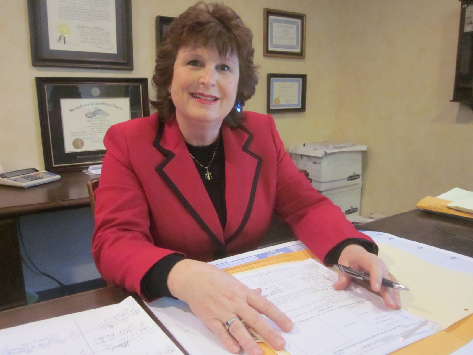 Get to know: Elmhurst resident and Leading Lawyer Laura Kern – Shaw Local