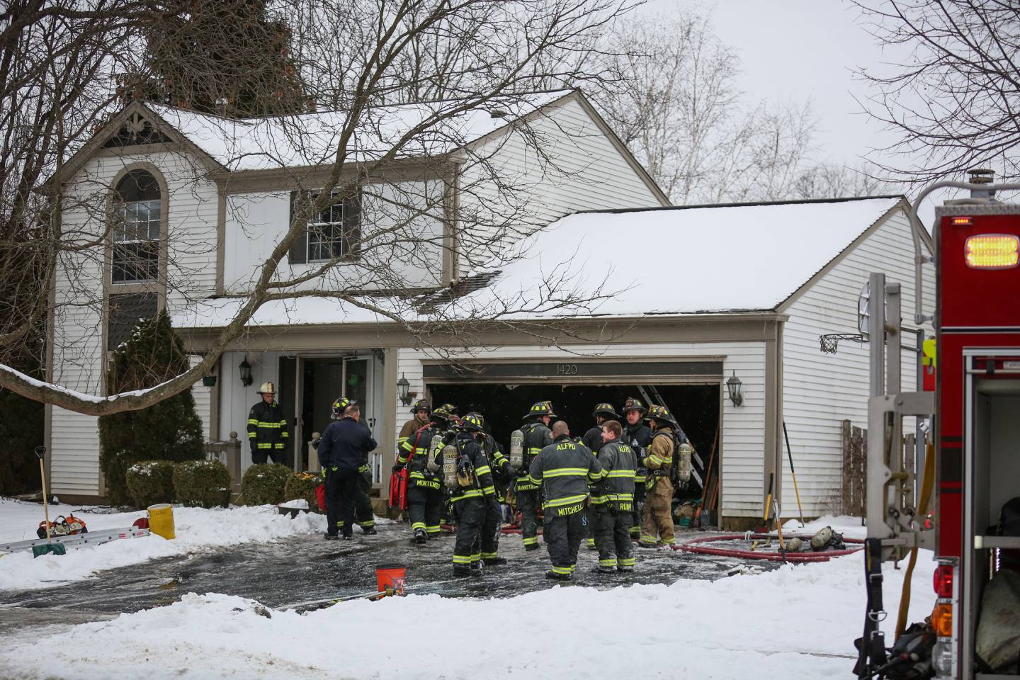 Fire damages garage of Algonquin home – Shaw Local