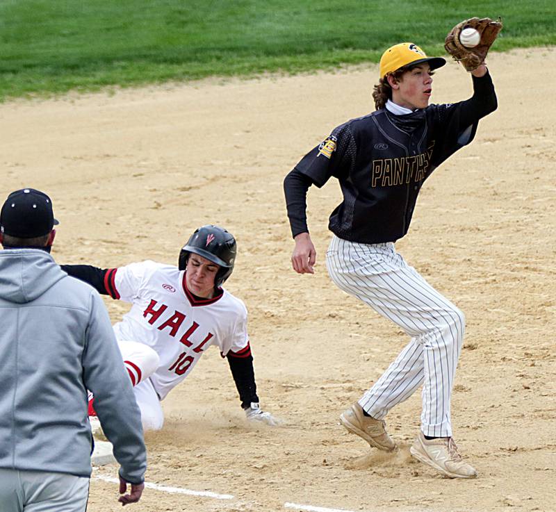 Photos: Putnam County vs Hall baseball – Shaw Local