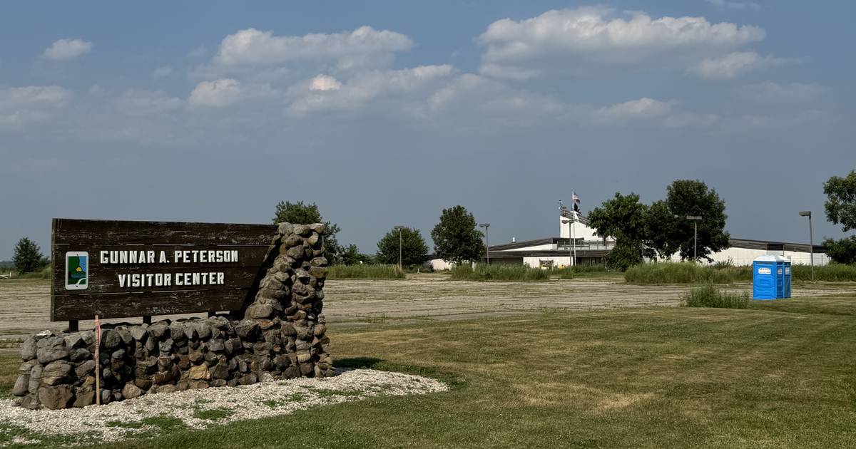 Visitor center at Goose Lake Prairie to be demolished – Shaw Local