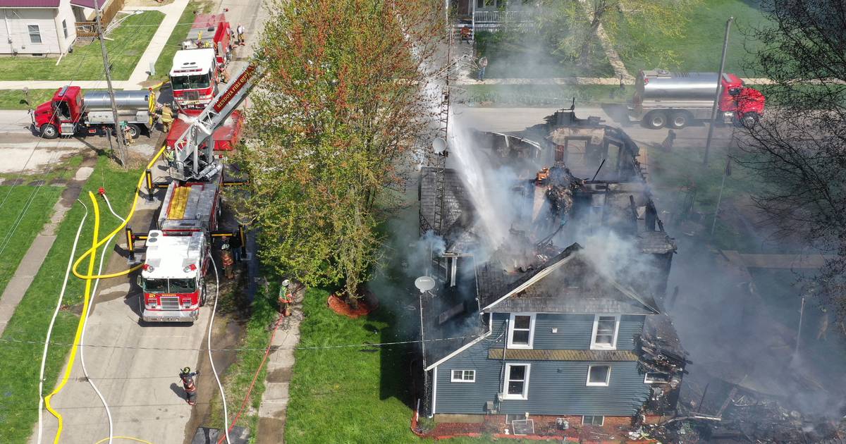 Photos: Area firefighters respond to a structure fire in Earlville ...