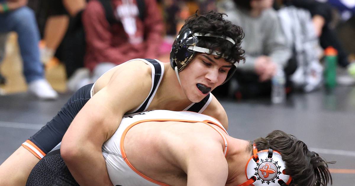 DeKalb wrestling legacy continues at NIU: Curran brothers, Jacob Luce ...