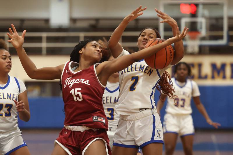 Photos: Plainfield North vs. Joliet Central Girls Basketball – Shaw Local
