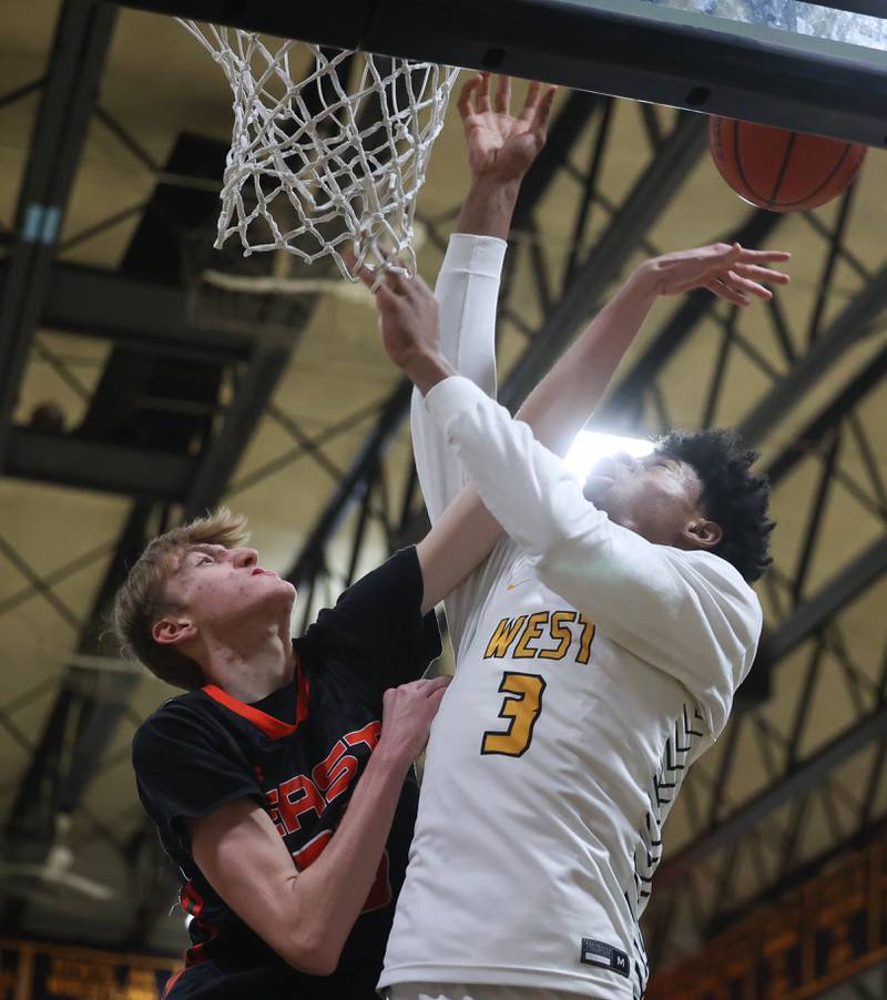 Photos: Plainfield East vs. Joliet West Boys Basketball – Shaw Local