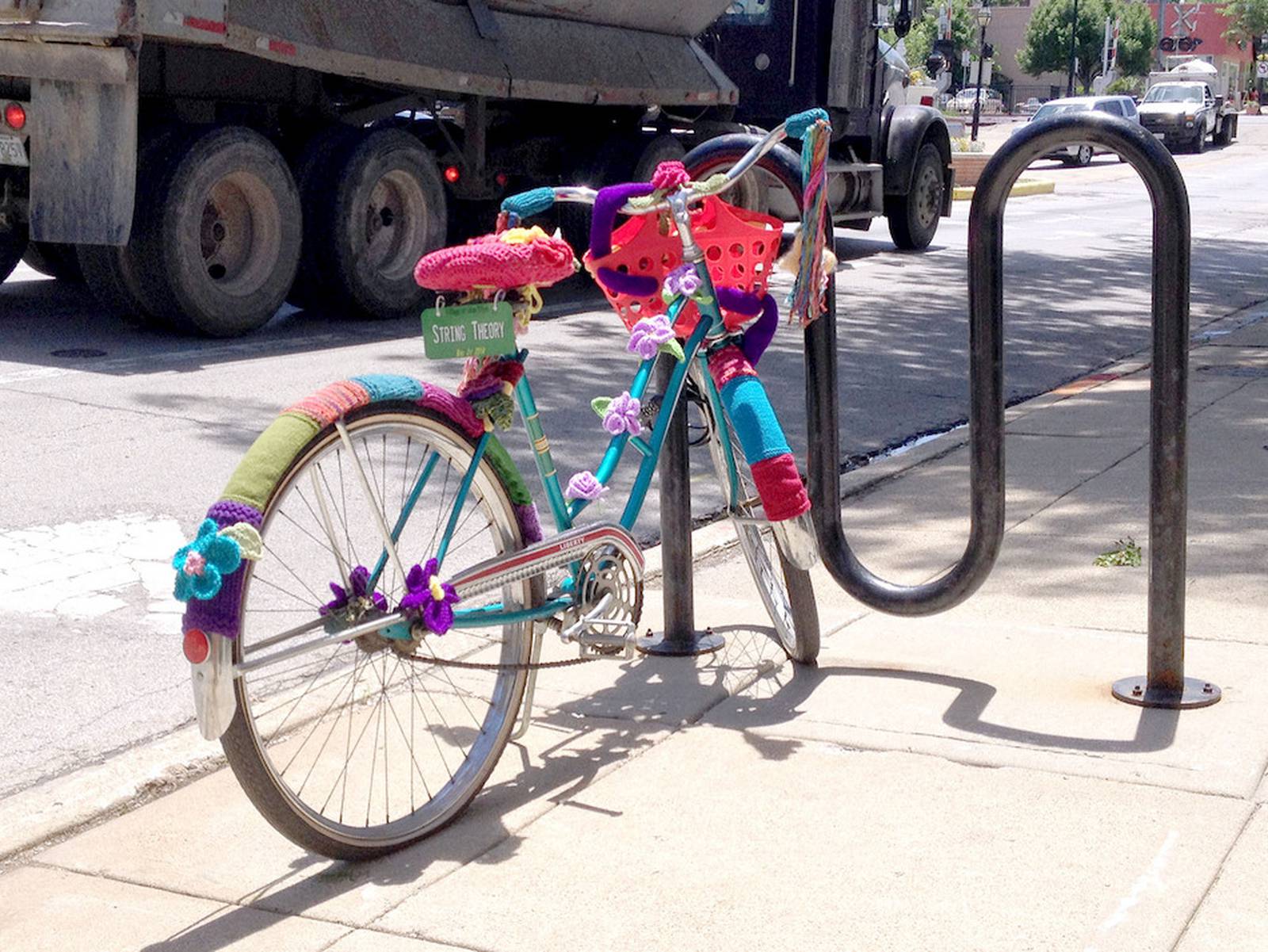 Repurposed bikes bring public art to downtown Glen Ellyn – Shaw Local