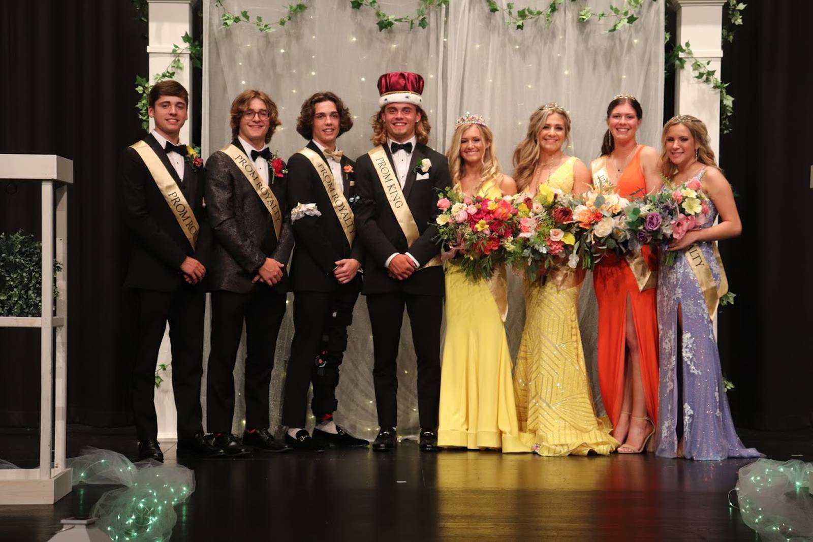 Photos: Spring Valley Hall High prom court – Shaw Local