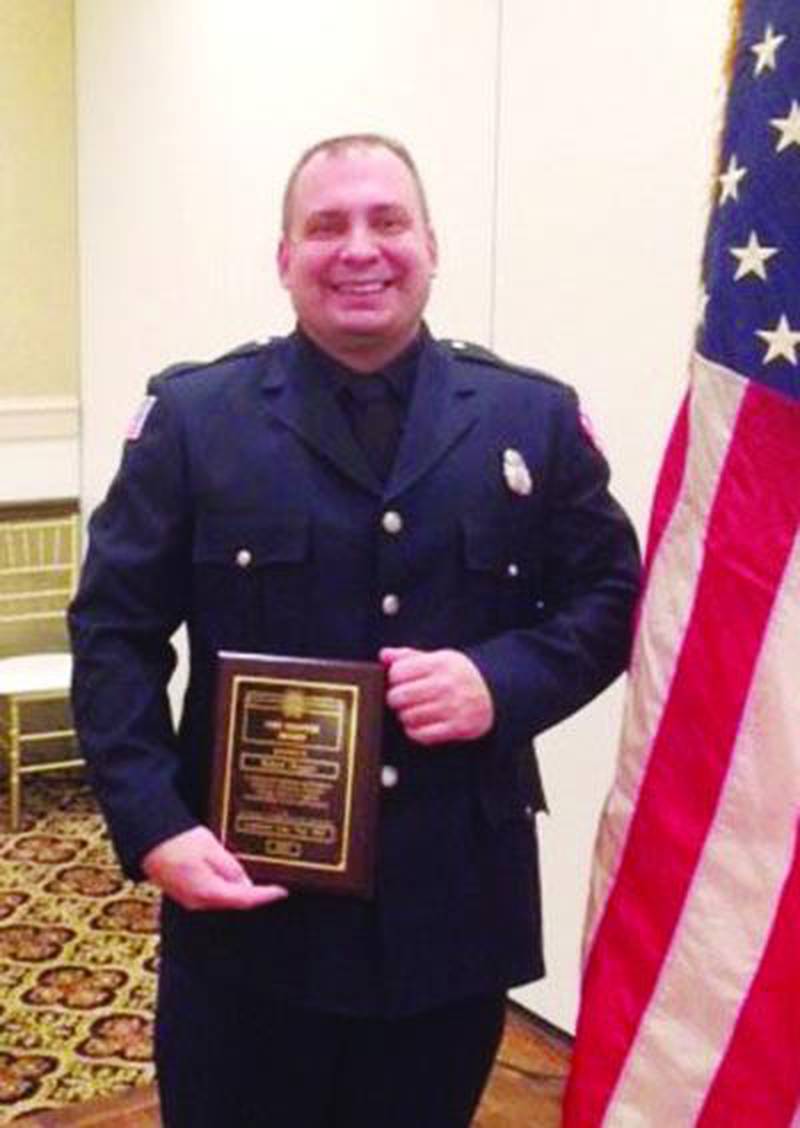 Lombard firefighter honored by VFW post – Shaw Local
