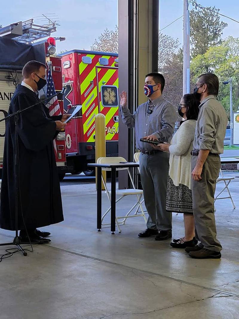 Mark Pietrowski Jr. sworn in as new Cortland mayor – Shaw Local