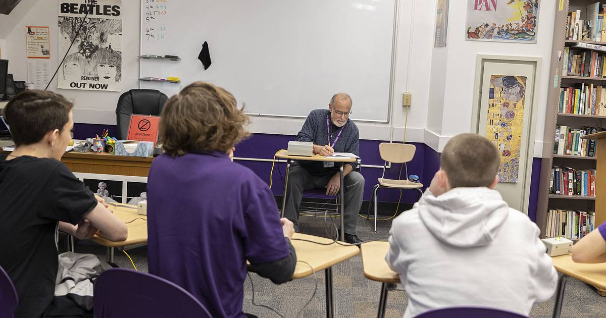 IHSA scholastic bowl: Rock Falls reaches regional semi, Bureau Valley ...
