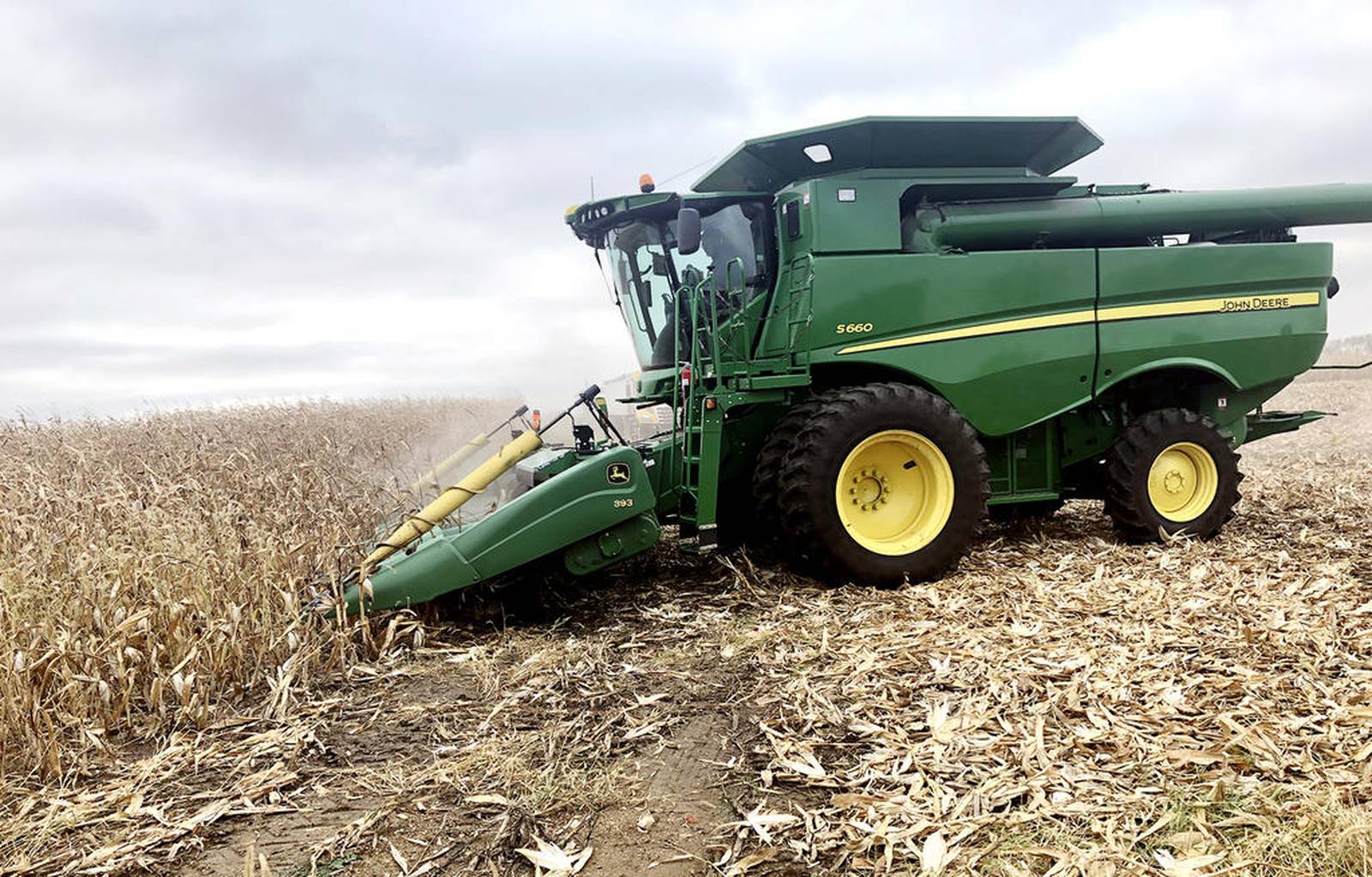 2 John Deere dealerships merging to form Prairie State Tractor – Shaw Local