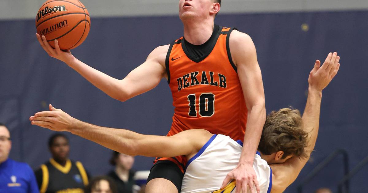 Photos: DeKalb boys basketball takes on Warren in Class 4A sectional ...