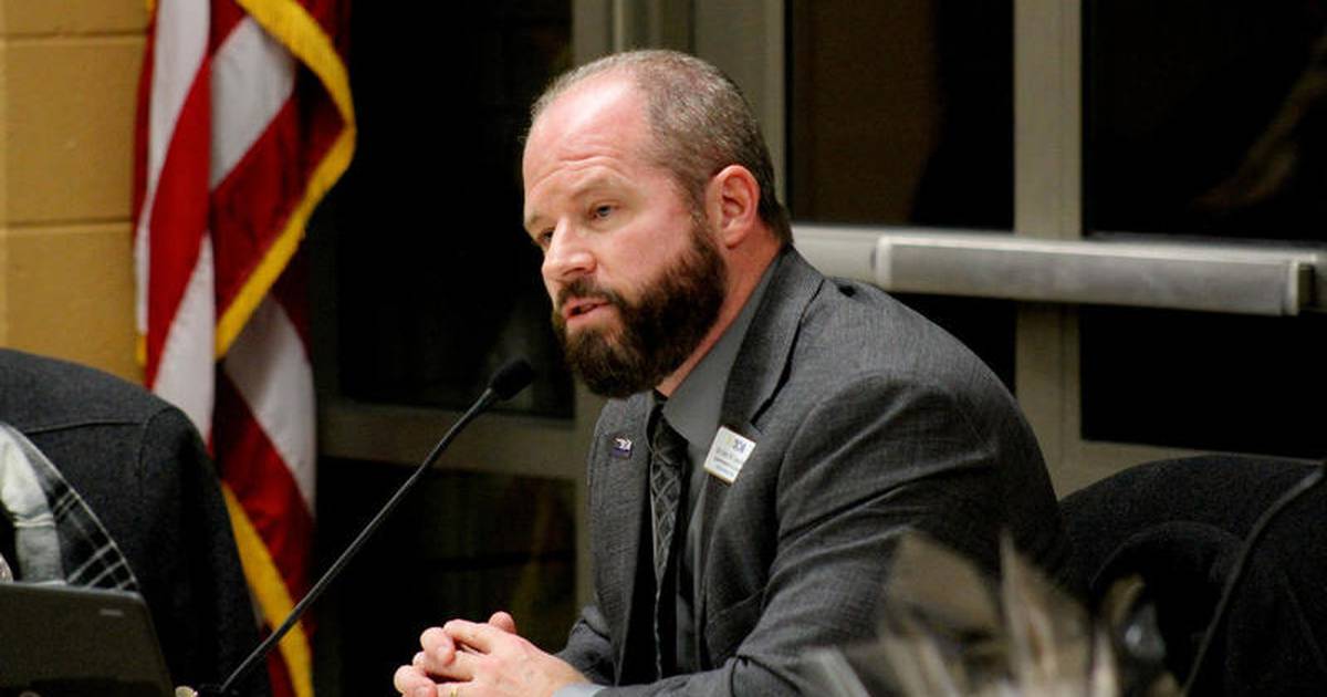 Interviews pending with Oswego SD308 superintendent applicants. But what do parents, students ...