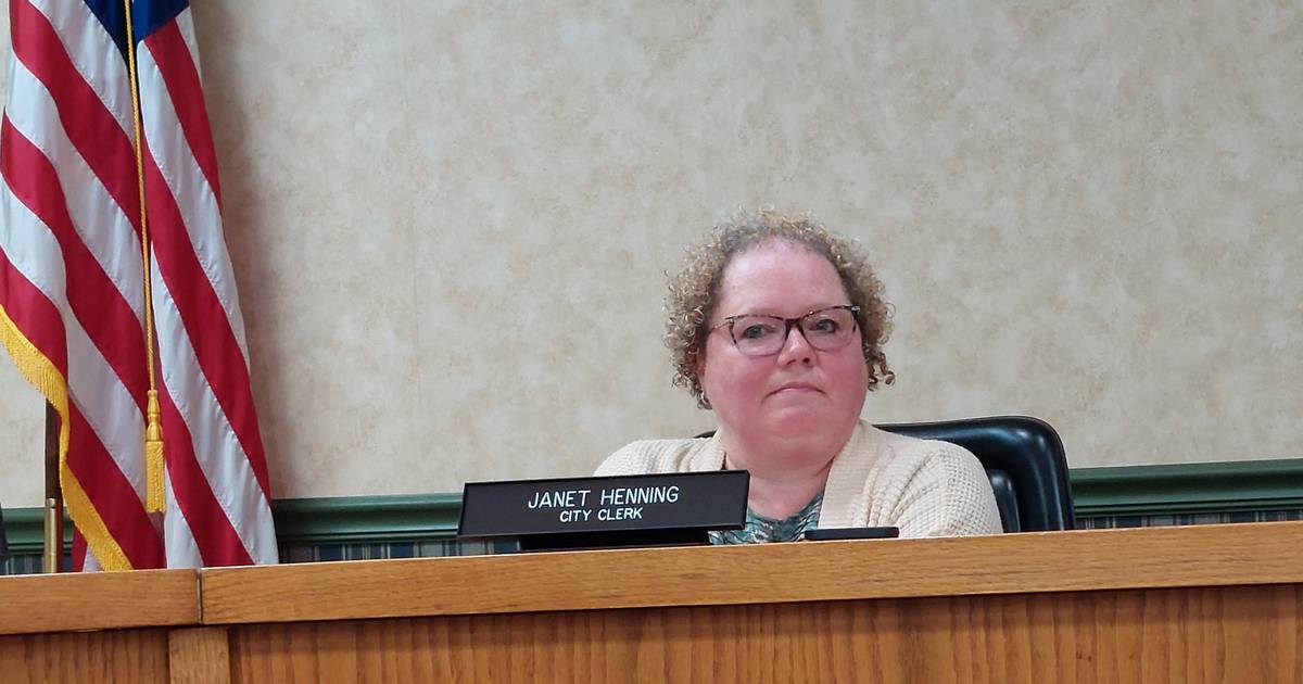 New Princeton City Clerk Janet Henning sworn in – Shaw Local