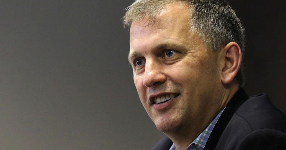 U.S. Rep. Sean Casten discusses impeachment at Downers Grove town hall ...