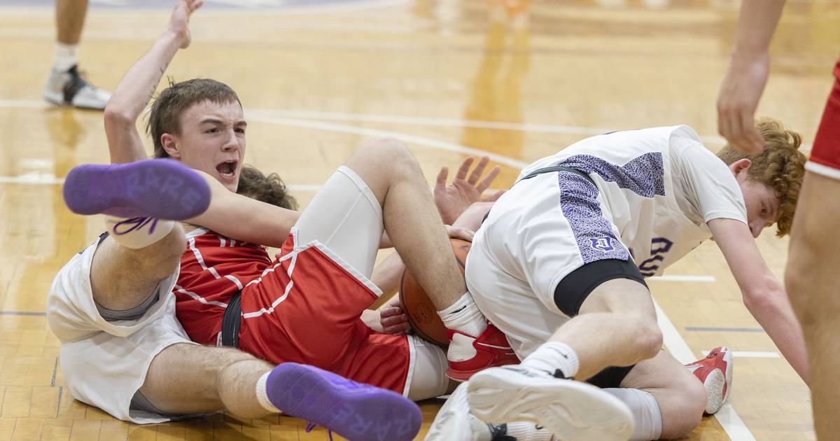 Photos: Dixon vs Ottawa 3A regional basketball – Shaw Local