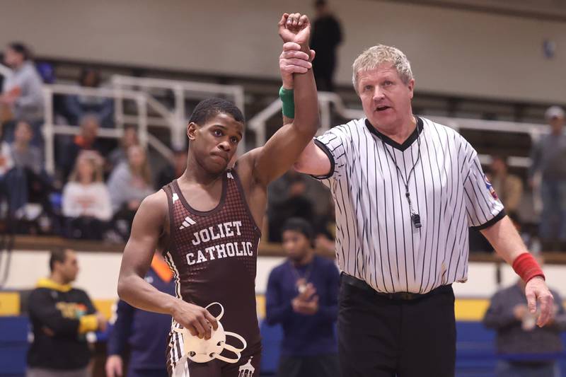 Photos: Joliet Central Class 3A Regional Boys Wrestling – Shaw Local